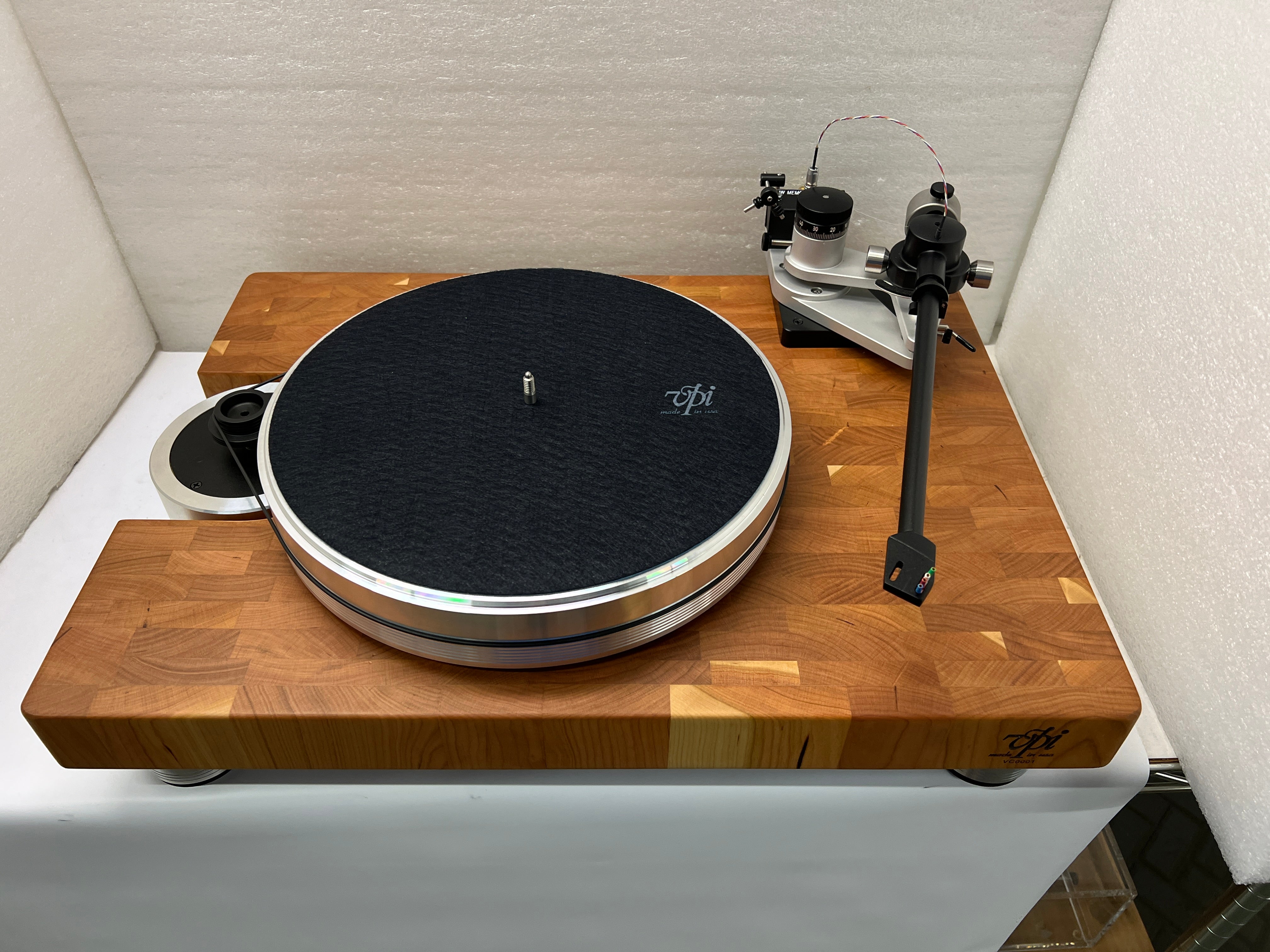 The Harry - Cherry Finish – VPI Industries